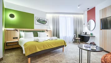 Privilege, Quarto, 1 cama de casal | Frigobar, cofres nos quartos, escrivaninha