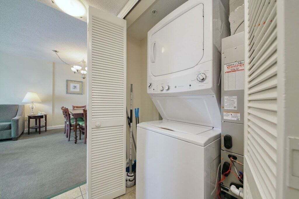 Hs-1115 Experience Ocean Views From A Spacious 2-bedroom Condo In Myrtle Beach - Myrtle Beach, SC