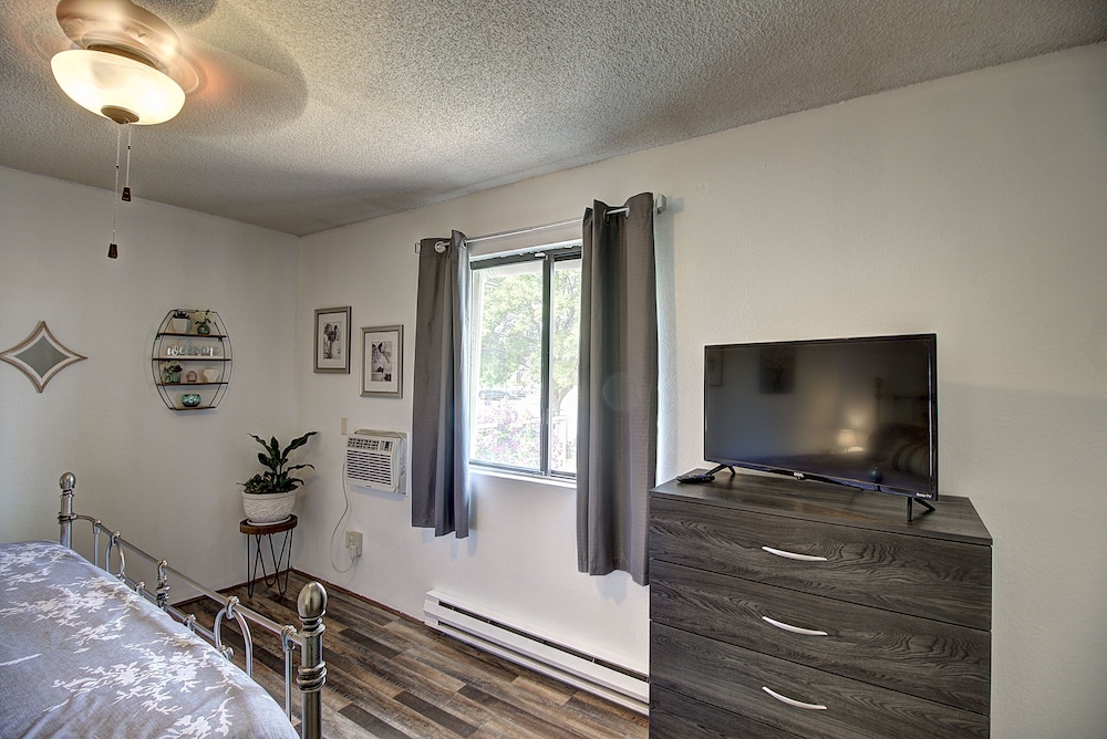 Cozy Getaway Minutes From Downtown Polson - Polson, MT