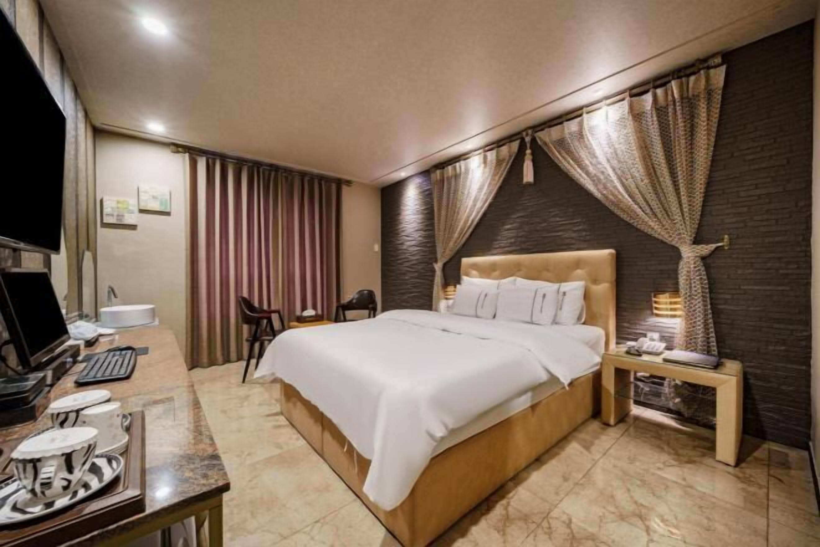 Individualmente decorados, individualmente mobiliados, Wi-Fi de cortesia