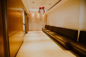 Televisor de 32 polegadas com canais por cabo 