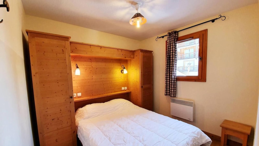 200m Des Commerces, 2ème éTage, Piscine, Balcon, Parking, Télévision, Casier à Ski, 32m², Vars - Vars
