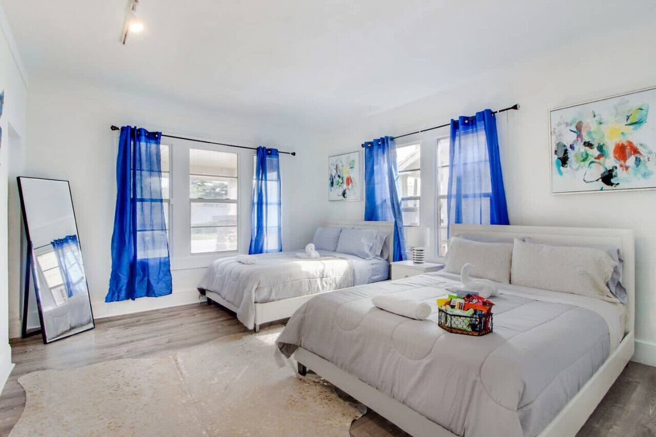 Top 21 Party Houses To Rent For 1 Night In Miami - Updated 2024 | Trip101