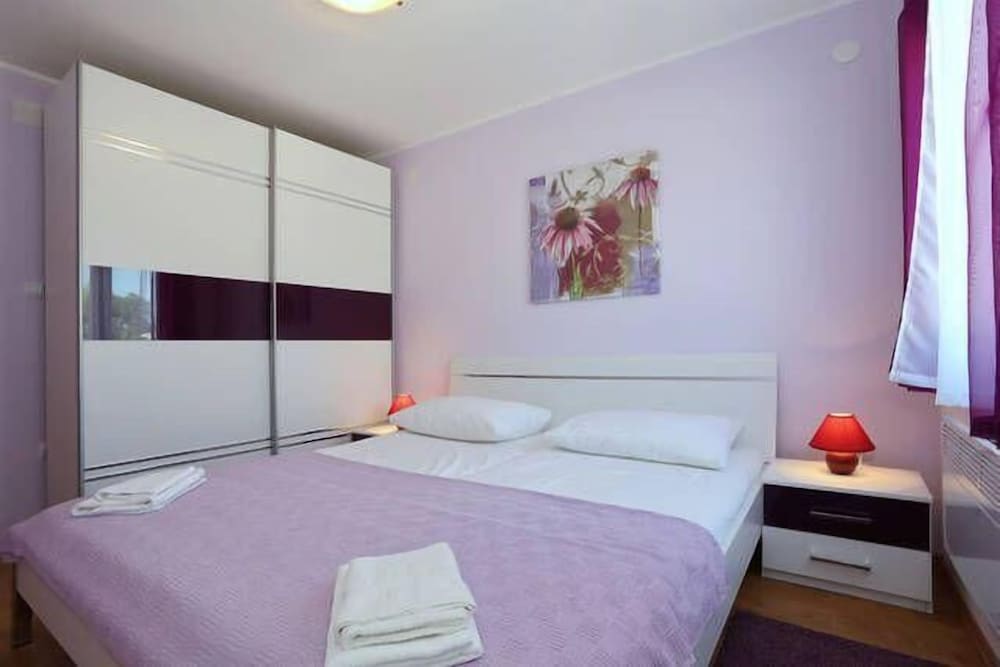 Apartment Luka 50 Meters From The Sea - Starigrad