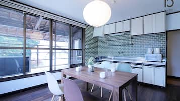 Apartamento, 3 quartos, não fumadores (301) | 2 quartos, ferro/tábua de engomar, Wi-fi grátis
