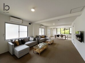 Apartamento, 2 quartos, para não fumantes (201) | Ferros/tábuas de passar roupa, Wi-Fi de cortesia