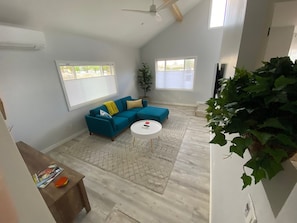 Casa, 2 quartos | Sala de estar