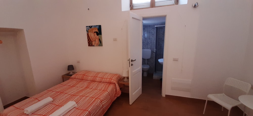 Casa Laura Oliva Mancini - Napels