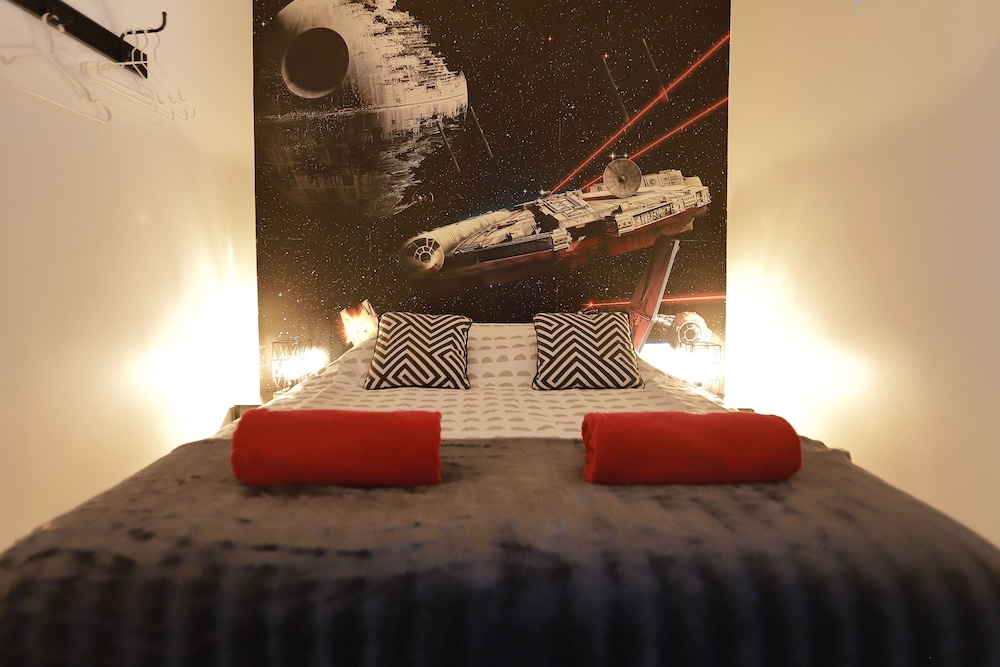 Cinema Apartment With Home Cinema And Garage - Honfleur