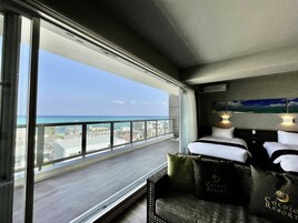 Condo luxo, para não fumantes, vista parcial para o oceano (Suite) | 1 quarto, edredons de pluma, Wi-Fi de cortesia, roupa de cama