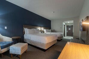 Quarto Standard, 2 camas queen-size, acessível, frigorífico e micro-ondas | Roupa hipoalergénica, com decoração personalizada 
