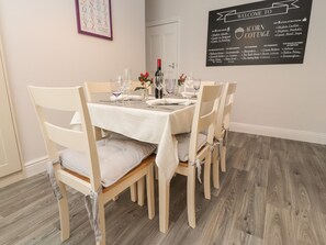 Casa de campo | Cozinha privada | Geladeira, lava-louças, talheres/pratos/utensílios de cozinha