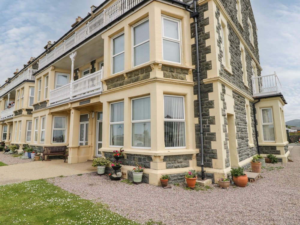 The Nook - Tywyn