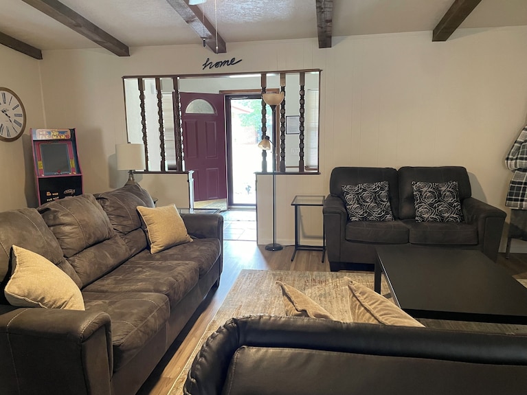 Dottie And Joe's Gorgeous Family Friendly Home - Oklahoma