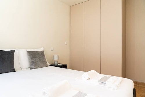 Liberty Porto - Oliveira do Douro