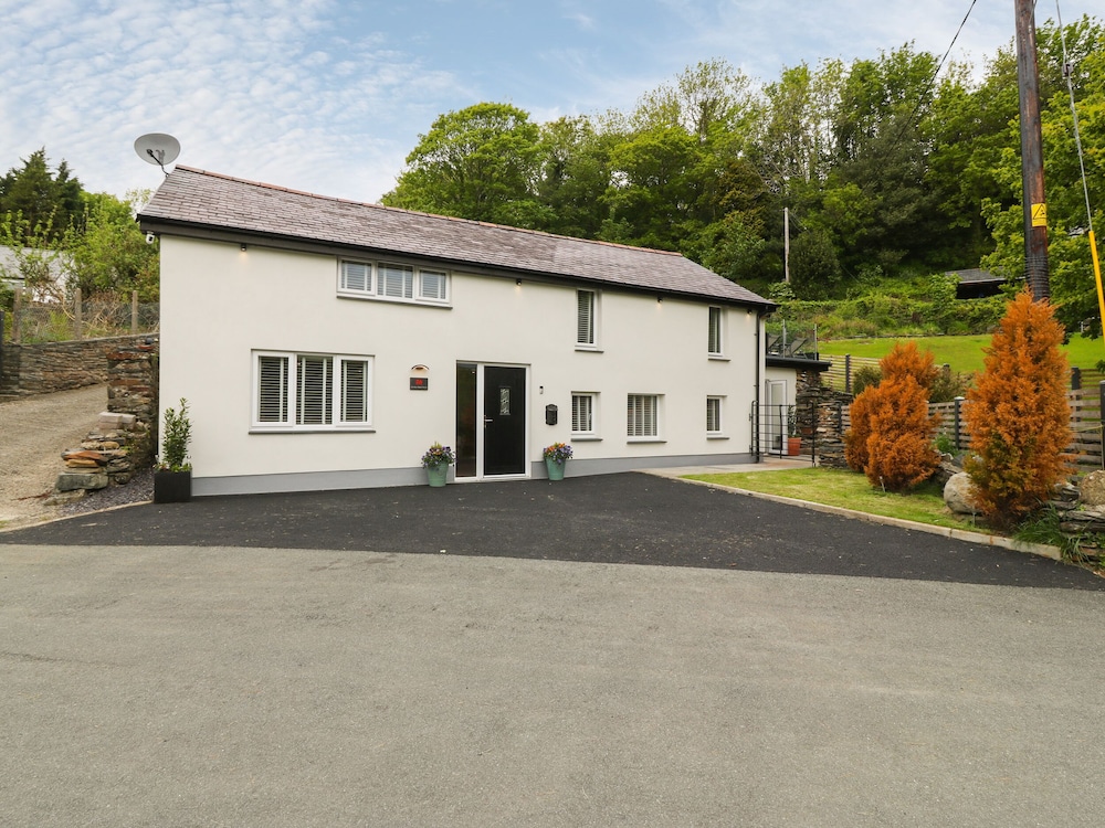 Bwthyn Bach Gwyn - Penrhyndeudraeth