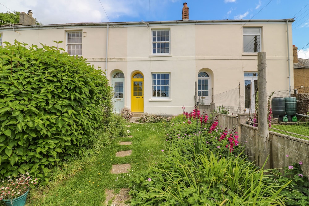 Bedford Terrace - Bridport