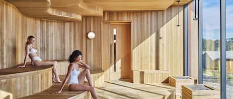 Sala(s) para tratamentos a casais, sauna, banho turco