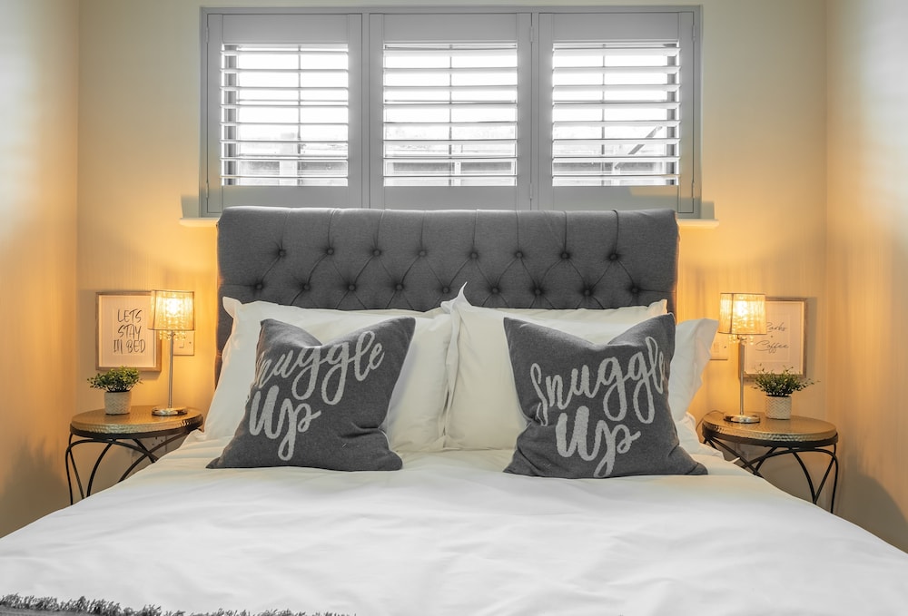 The Haybarn Has Been Beautifully Renovated And Tastefully Furnished - Horsham, UK