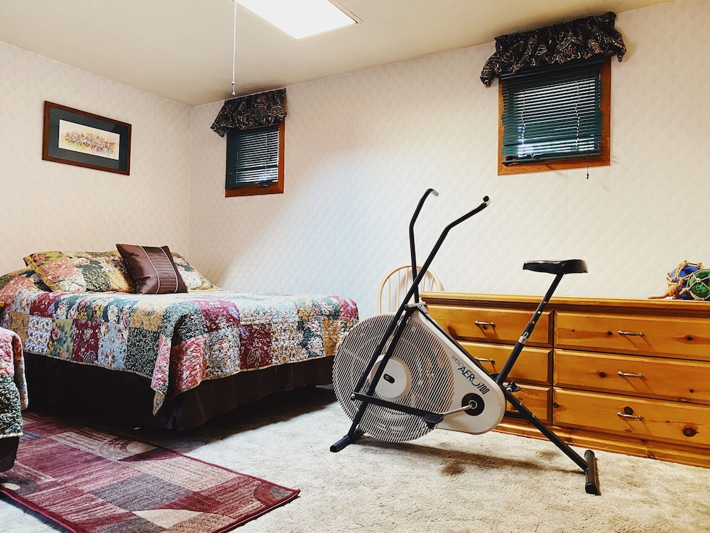 Julieann's In Alaska - Home In The Heart Of Sitka - Sitka, AK
