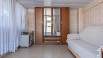 Vila | 4 quartos, ferros/tábuas de passar roupa, Wi-Fi de cortesia