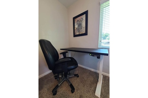 Safari Oasis: 3br/2ba Renovated House | Pool | Bbq - Mesa, AZ