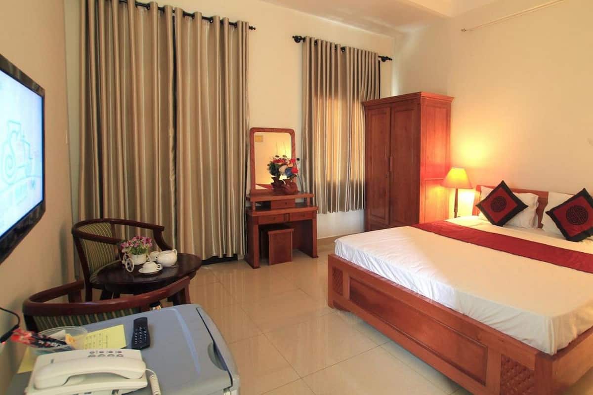 Suite | Camas de colchão viscoelástico, minibar, cofre no quarto, secretária 