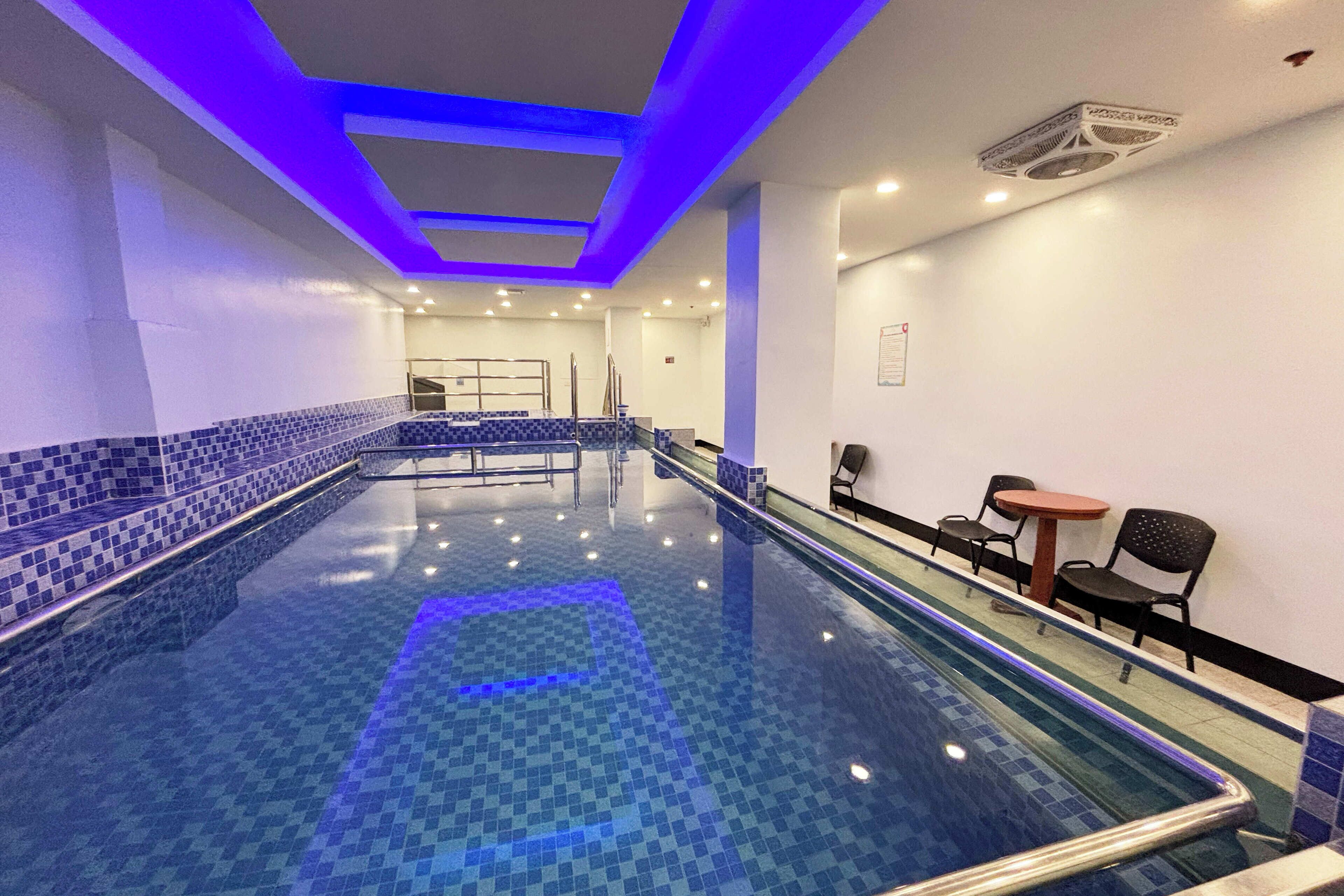 Piscina interior