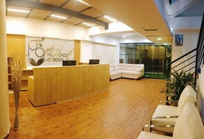 Smart TV 32 polegadas com canais a cabo