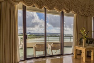 Penthouse Panorâmica, 4 quartos, cozinha, vista para o oceano | Vista do quarto