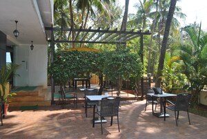 Bar junto à piscina