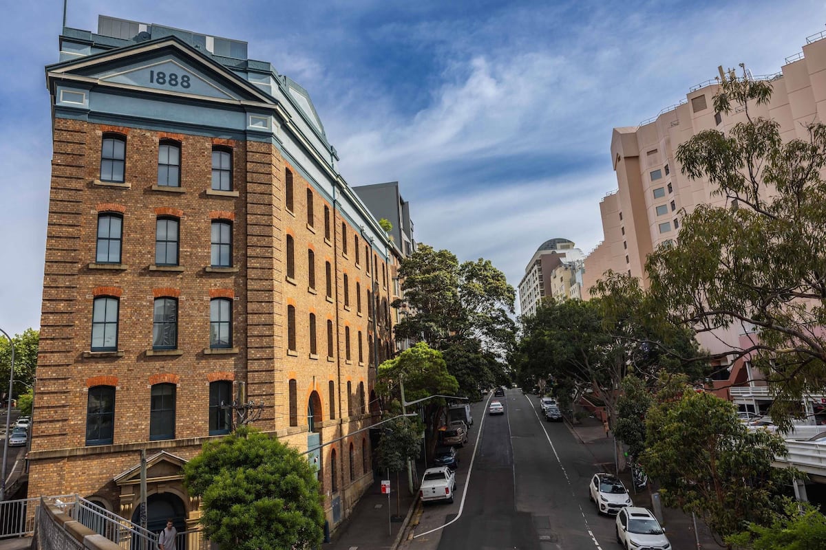 1 quarto, roupas de cama premium, cofres nos quartos, escrivaninha