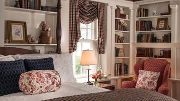 Quarto, banheiro privativo (Library) | Roupas de cama premium, individualmente decorados