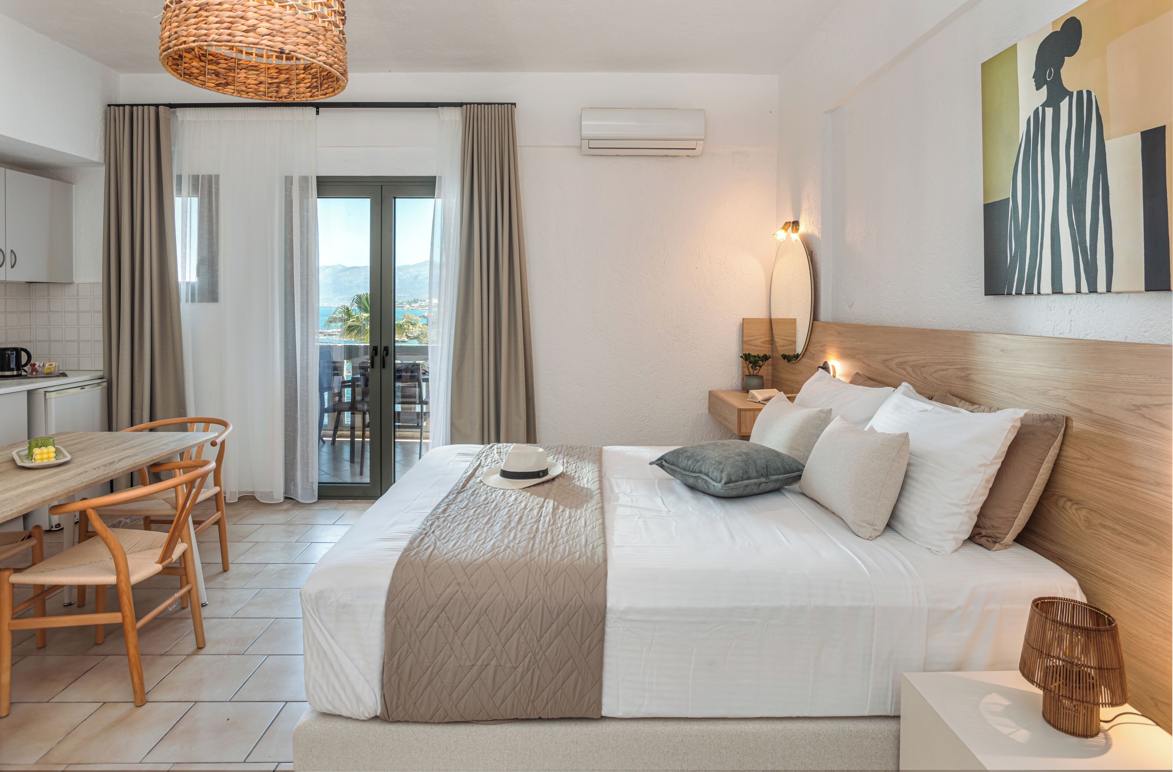 Estúdio, vista para o mar | Cortinas blackout, berços grátis, Wi-Fi de cortesia, roupa de cama