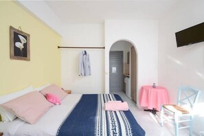 Cofres nos quartos, quartos à prova de som, Wi-Fi de cortesia