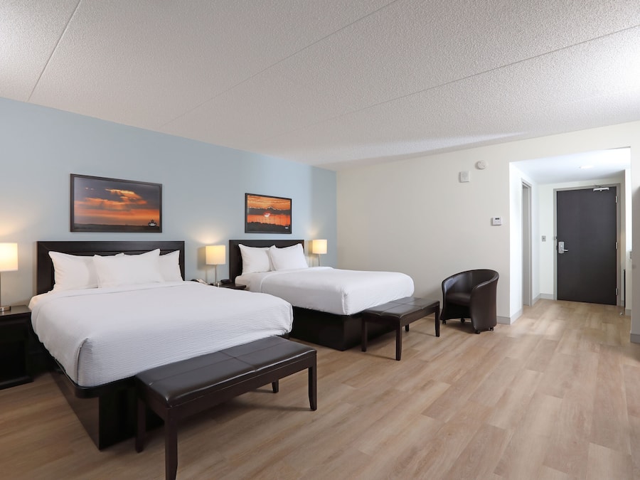 Quarto Deluxe, 2 camas queen-size | Roupa de alta qualidade, secretária, cortinas/cortinados opacos