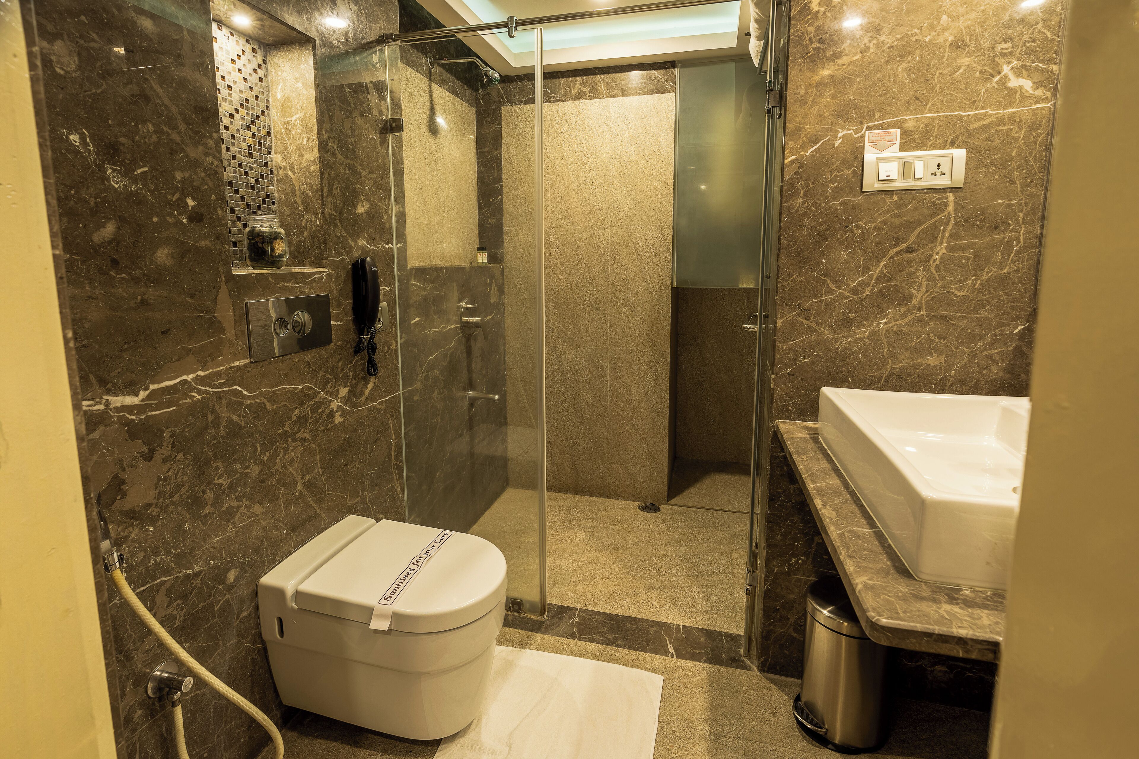 Suíte | 1 quarto, frigobar, cofres nos quartos, escrivaninha