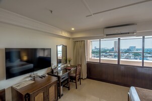 1 quarto, minibar, cofre no quarto, secretária