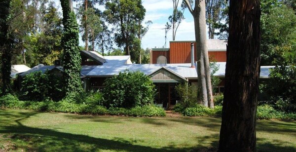 Clarendon Chalets - South Australia