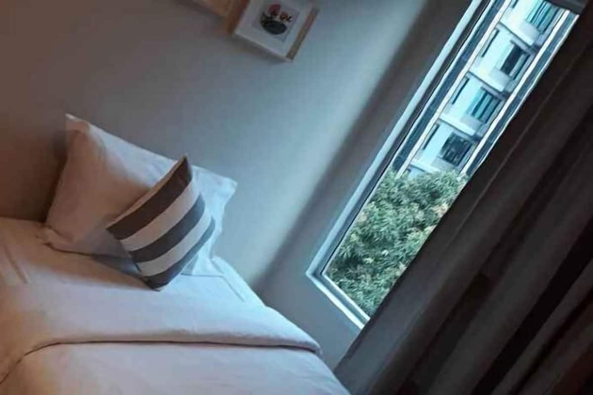 Cofre no quarto, secretária, Wi-fi grátis, roupa de cama fornecida