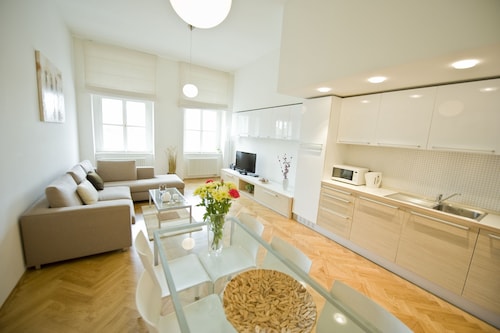 Bohemia Apartments Prague Old Town - Prága