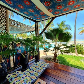Deluxe Room with Sea View ( Asili House ) | Sacada