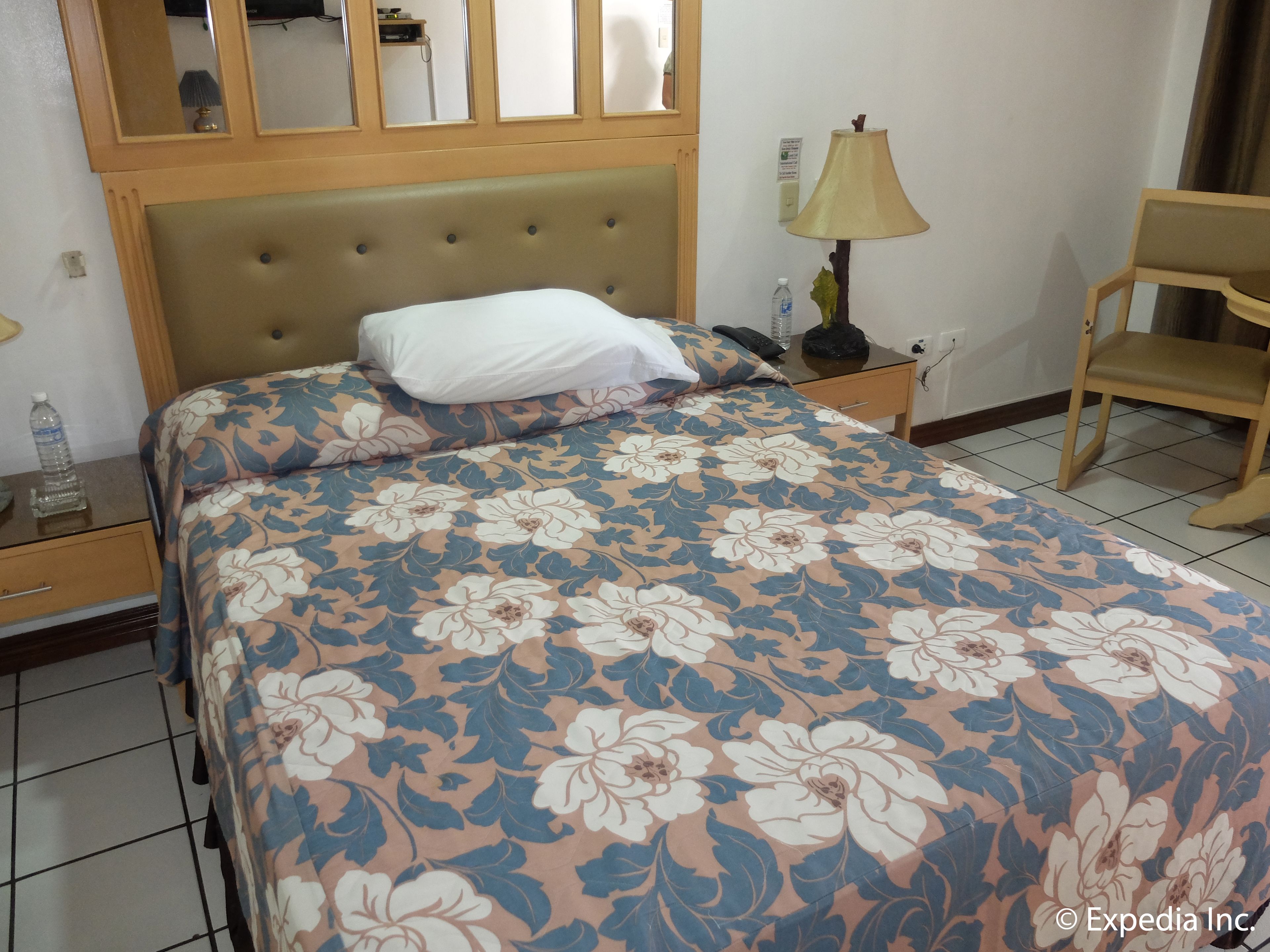 Orchid Inn Resort Reviews, Deals & Photos 2024 - Expedia