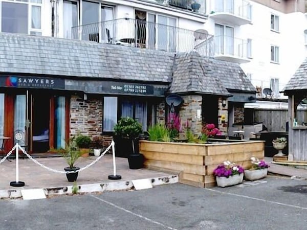 Sawyers Bed And Breakfast - Looe