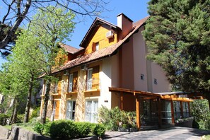 Fachada da propriedade