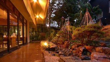 2 restaurantes, pequenos-almoços servidos, cozinha japonesa