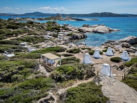 Perto da praia, toalhas de praia 