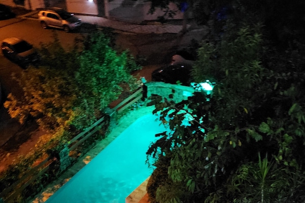 Piscina exterior, da(s) 7:30 à(s) 22:30, espreguiçadeiras