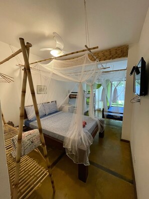 Quintuplo Deluxe | Minibar, Wi-fi grátis, roupa de cama fornecida 