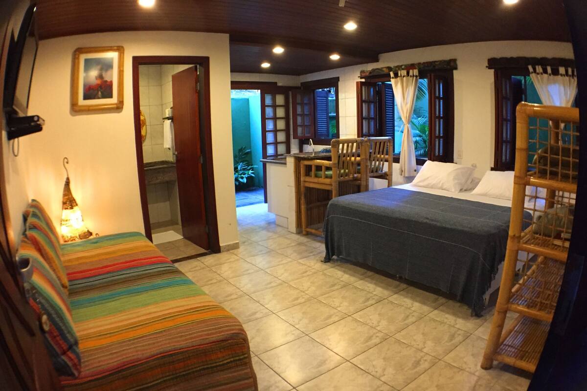 Suite | Minibar, com mobília individualizada, ferro/tábua de engomar